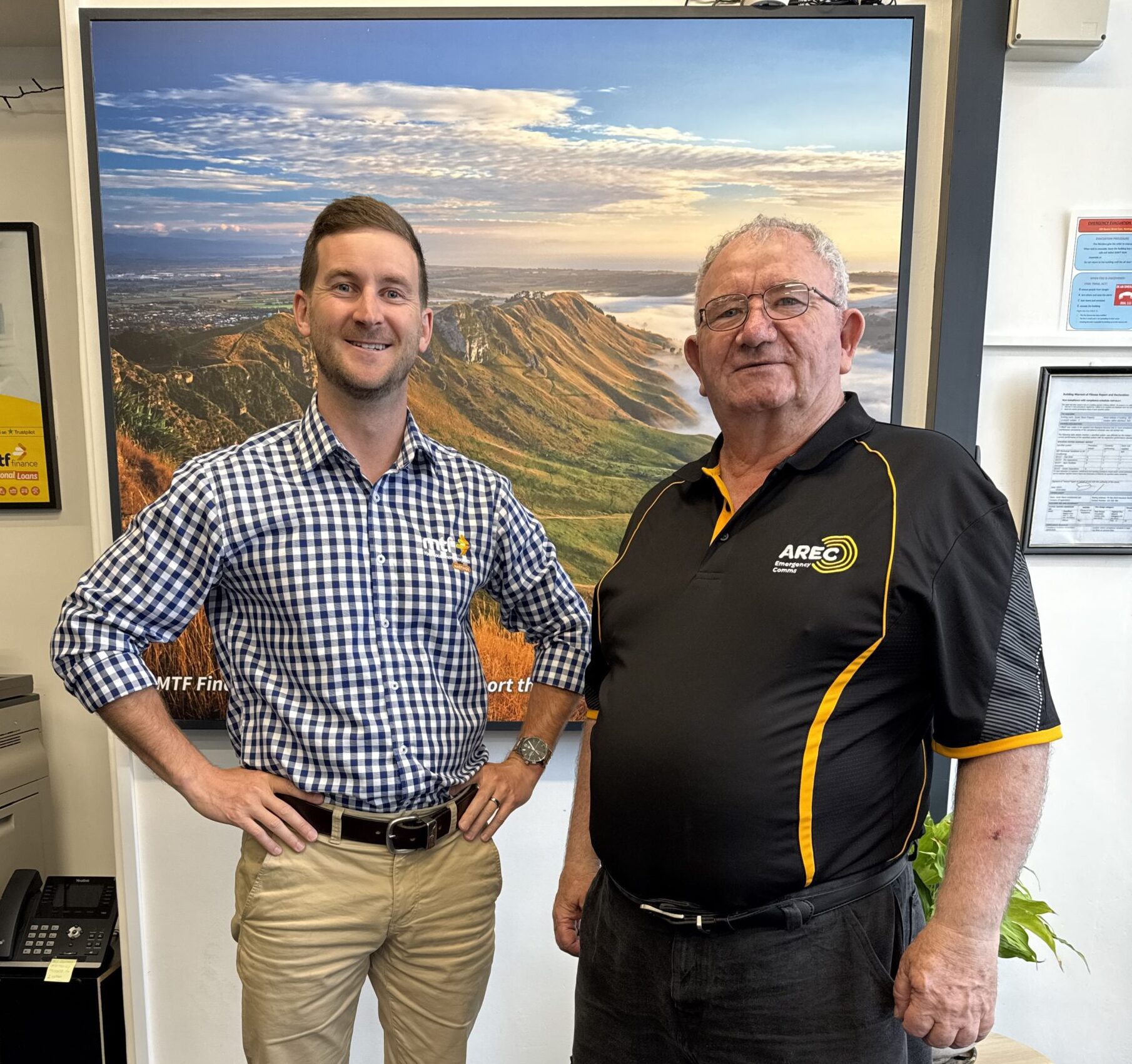 MTF Hastings donate to AREC Hawkes Bay Group - AREC Amateur Radio ...